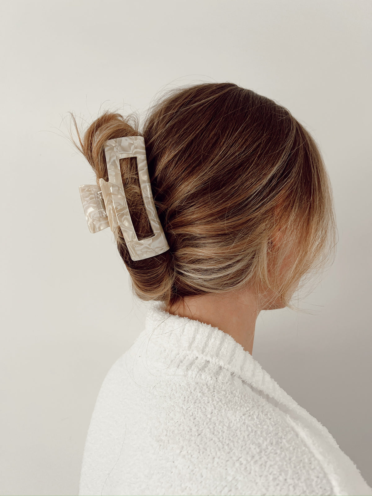 XL Claw Hair Clip 13CM | Butter Beauty | Founder Ceilidh Costello